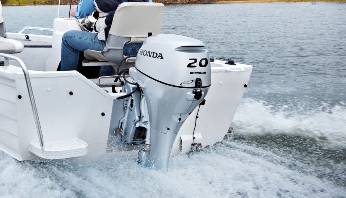 20HP Honda 4-Stroke Outboard (BF20) | Honda Marine